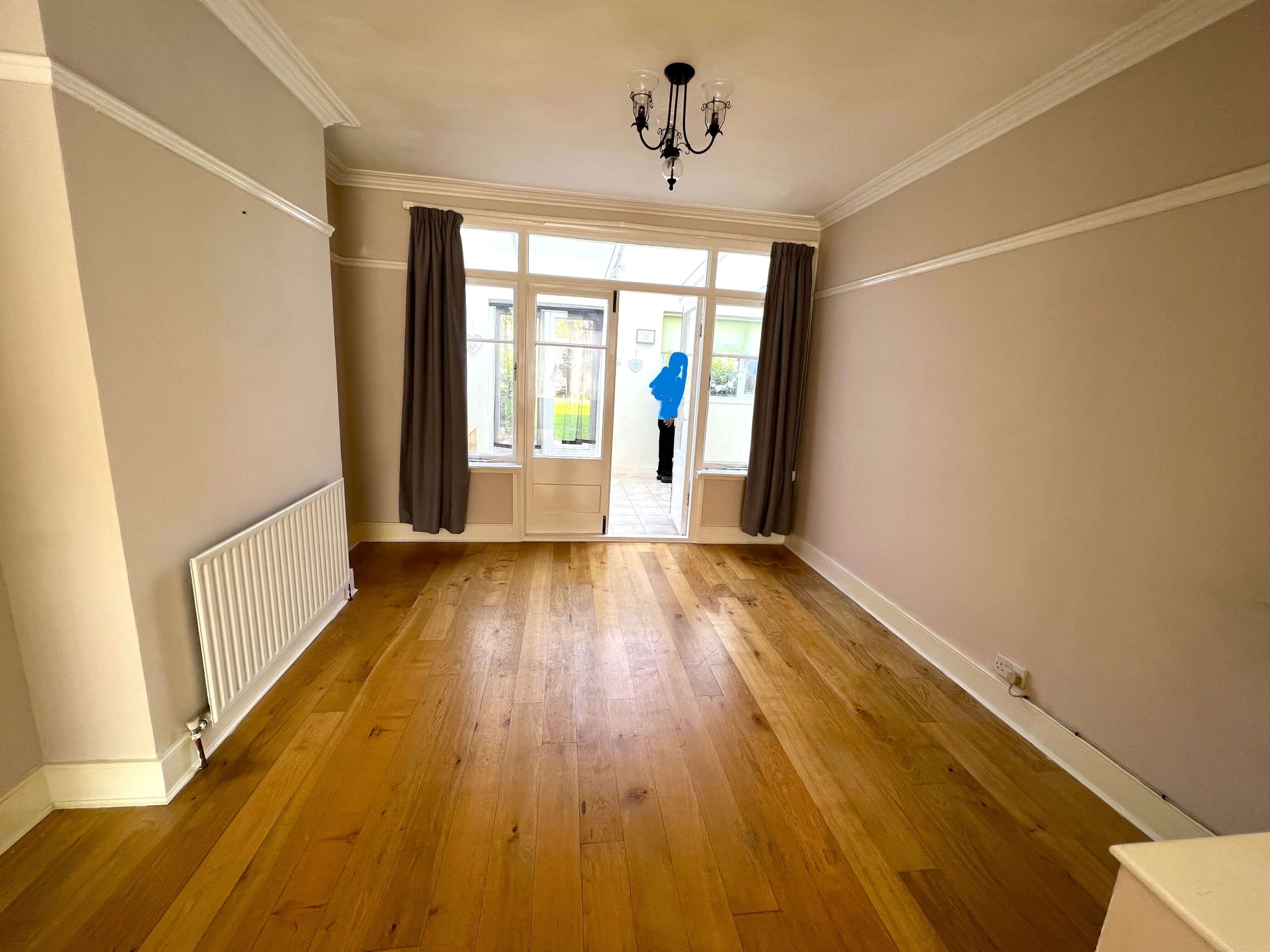 Cherrydown Avenue, London E4 8DU – Dee Estates